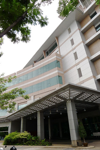 Chamchuree Building – Glass Line Co., Ltd.