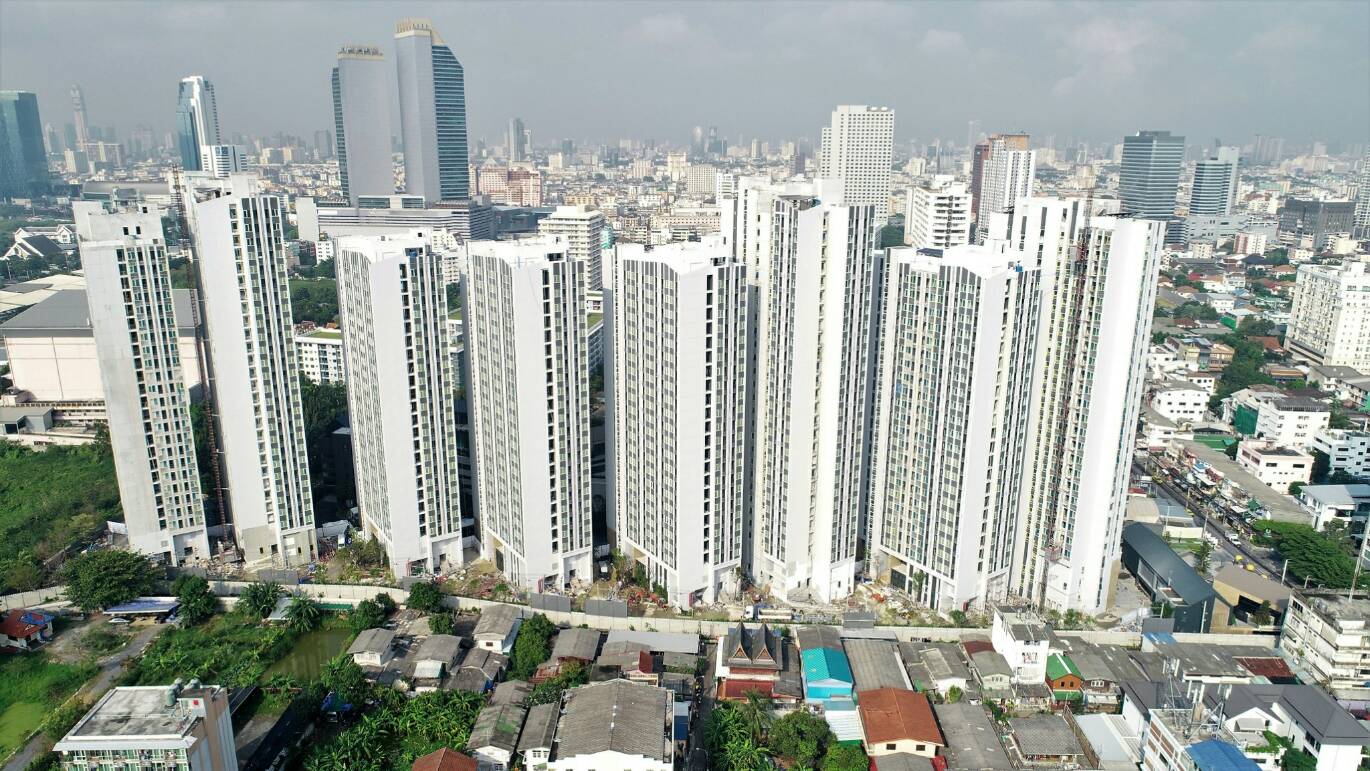 Chapter One Eco Ratchada – Huaykhwang – Glass Line Co., Ltd.