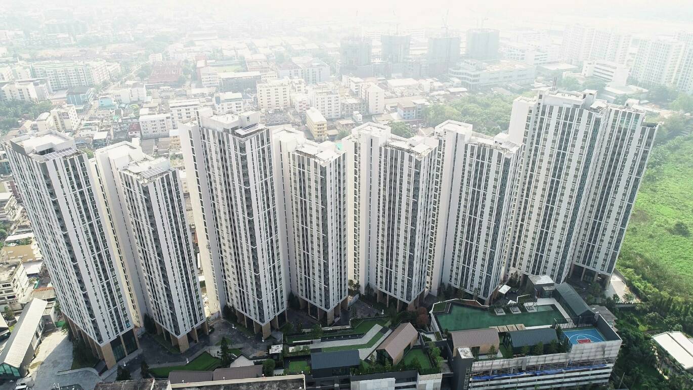 Chapter One Eco Ratchada – Huaykhwang – Glass Line Co., Ltd.