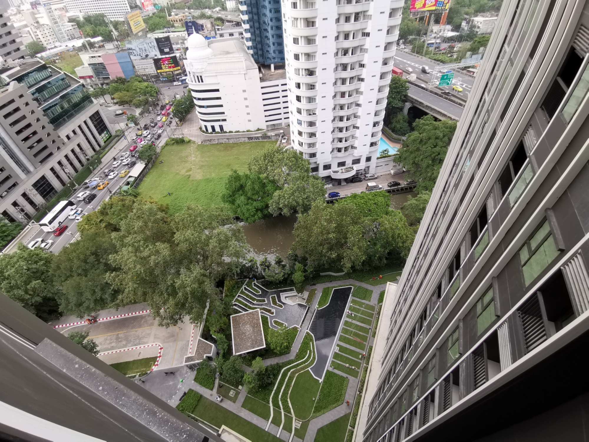 Life One Wireless – Glass Line Co., Ltd.